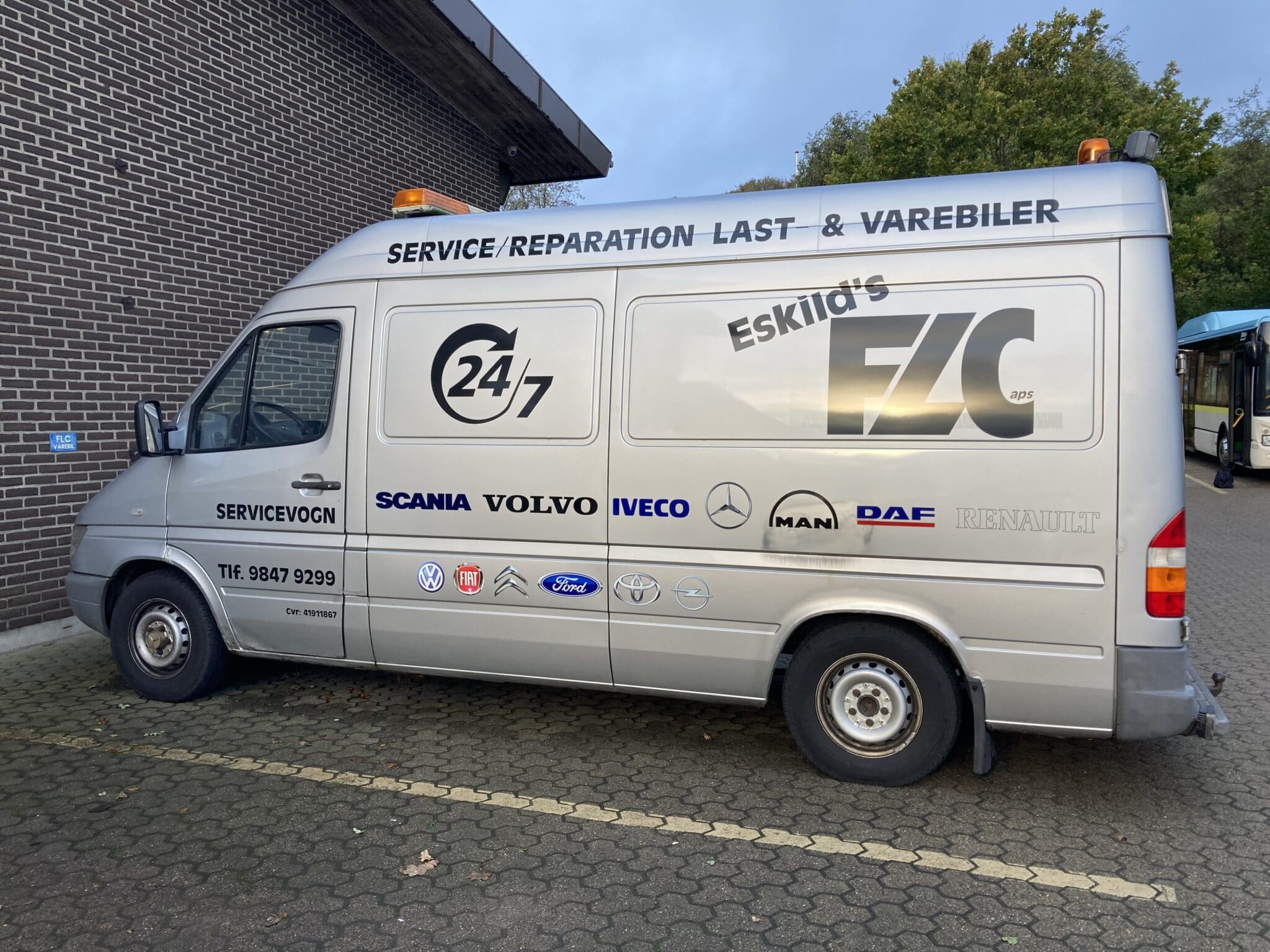Lastvognsværksted med reparation og service i Frederikshavn nær Sæby ...